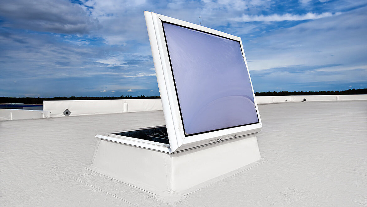 Artificial light vs. daylight - the differences | insights by LAMILUX